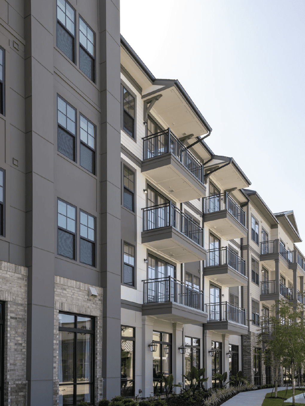 Luxury Apartments in Baton Rouge, LA | The Everly at Rouzan